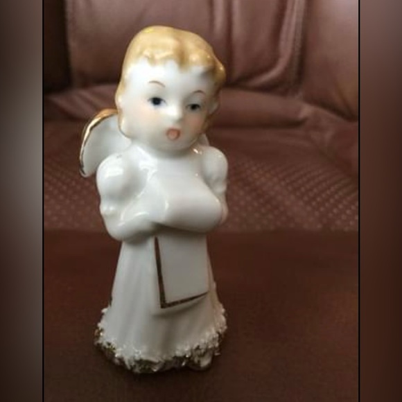 unbranded | Accents | Vintage Chase Choir Angel Song Ceramic Figurine ...
